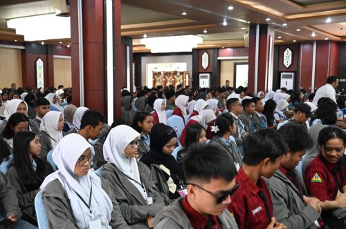Setda Prov Kalteng - Gubernur Agustiar Sabran Tutup Grand Final Lomba ...