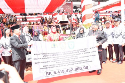 Setda Prov Kalteng - Hari Jadi ke-71, Gubernur Harapkan Kabupaten Kotim ...