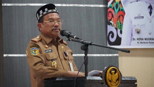 Setda Prov Kalteng - Sekda Kalteng Nuryakin Hadiri Pelantikan Joni Harta Sebagai Pj. Sekda Kota ...