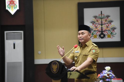 Setda Prov Kalteng - Gubernur Lantik Penjabat Bupati Barsel dan Kobar Setda Prov Kalteng - Gubernur Lantik Penjabat Bupati Barsel dan Kobar