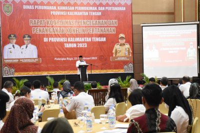 Setda Prov Kalteng - Sekda Nuryakin Buka Rakor Pencegahan dan Penanganan Konflik Pertanahan