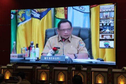 Setda Prov Kalteng - Wagub Edy Pratowo Ikuti Rakor Pengendalian Inflasi Bersama Mendagri