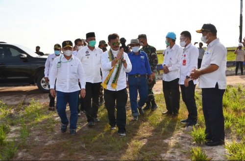 Setda Prov Kalteng - Menteri Pertanian Bersama Gubernur Kalteng Tinjau ...