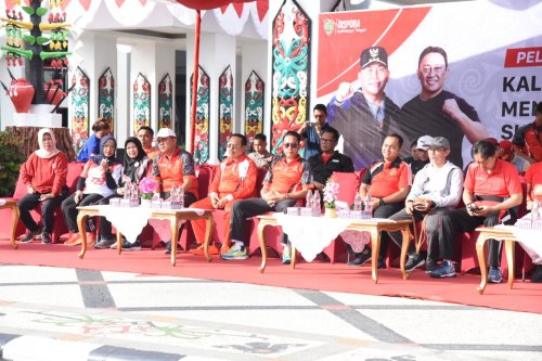 Setda Prov Kalteng - Sekda Melepas Kontingen Kalteng untuk Ikuti POPNAS XVI Palembang