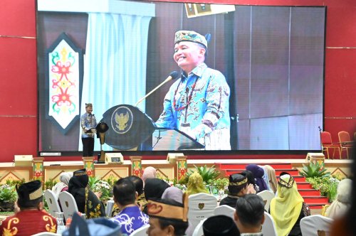 Setda Prov Kalteng - Gubernur Agustiar Sabran Ajak Semua Elemen Masyarakat Bekerja Bersama ...