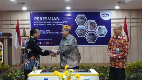 Setda Prov Kalteng - Sekda Hadiri Peresmian Gedung Kantor Perwakilan BPKP Kalteng