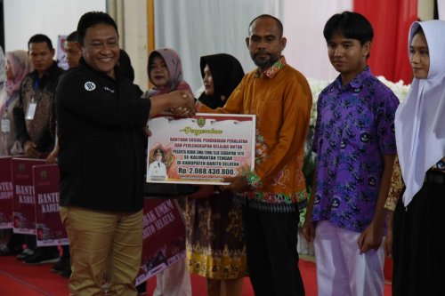 Setda Prov Kalteng - Wagub Edy Pratowo Resmi Buka Jambore UMKM Wilayah Timur