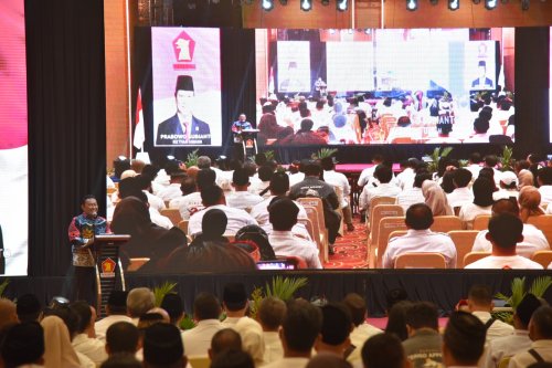 Setda Prov Kalteng - Sampaikan Sambutan Gubernur, Wagub Edy Pratowo: Jangan Terpecah Belah ...