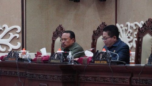 Setda Prov Kalteng - Sekda Kalteng Nuryakin Hadiri Rapur ke-3 Masa Persidangan III Tahun Sidang 2023