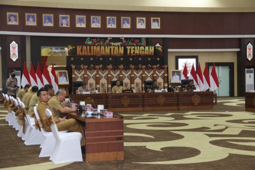 Setda Prov Kalteng - Wagub Edy Pratowo Ikuti Rakor Pengendalian Inflasi Bersama Mendagri